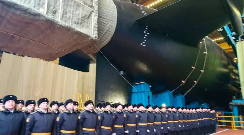 Rusia celebra la botadura de su quinto submarino nuclear de clase Boréi ...
