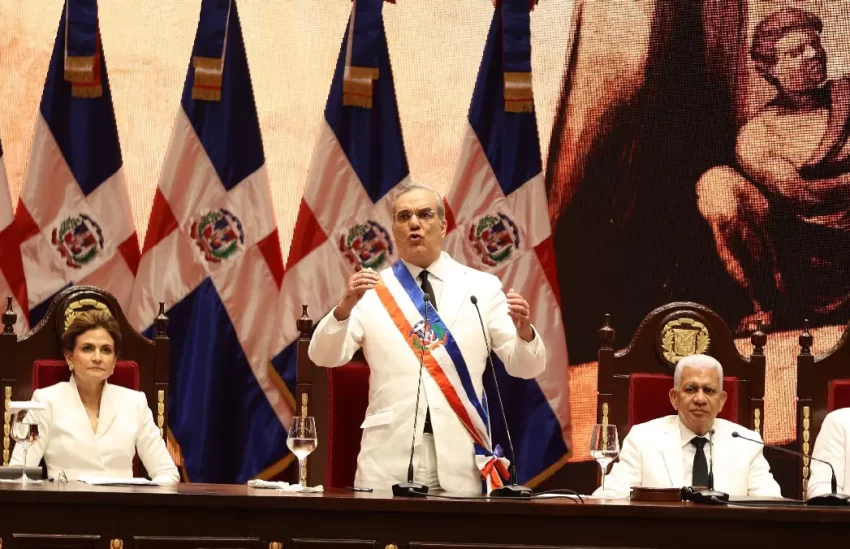 Discurso de toma de posesión del presidente Luis Abinader el 16 de ...